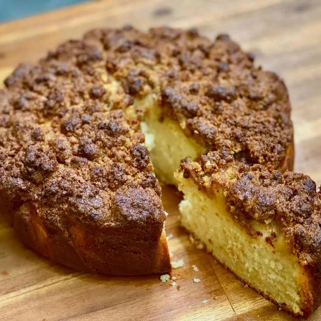 Hot Cross Bun Crumble Cake - Recipe | OzHarvest
